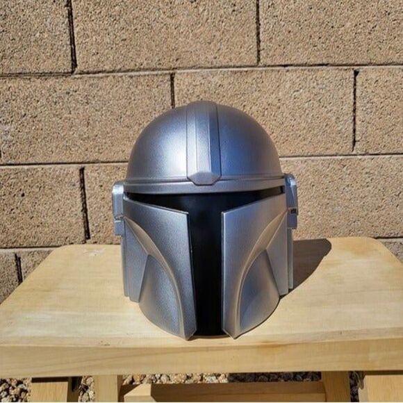 Star Wars | Accessories | Star Wars The Mandalorian Helmet Pvc Deluxe ...